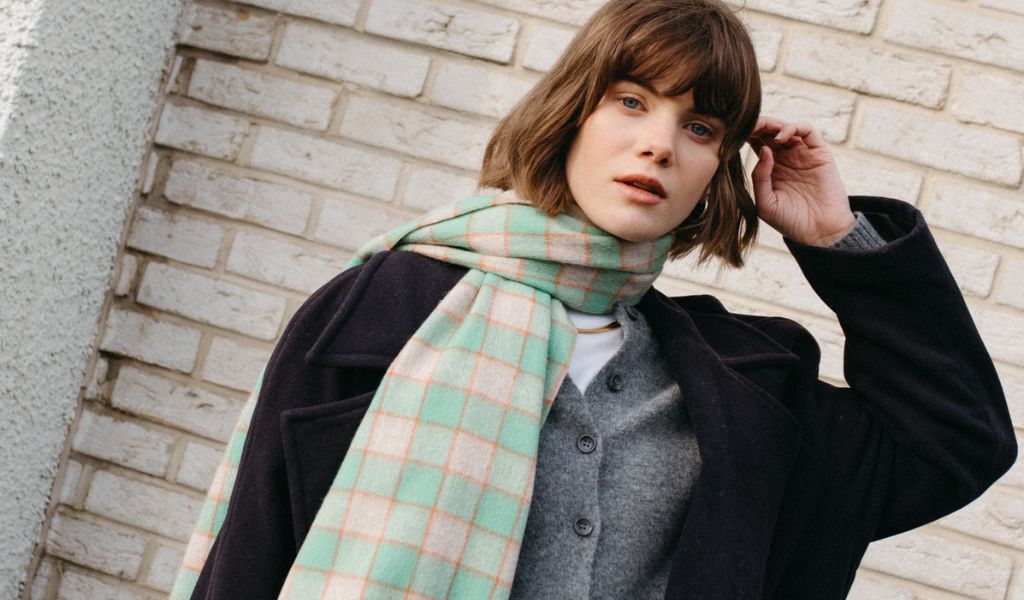 Five Ways to Style Your Scarf – TBCo
