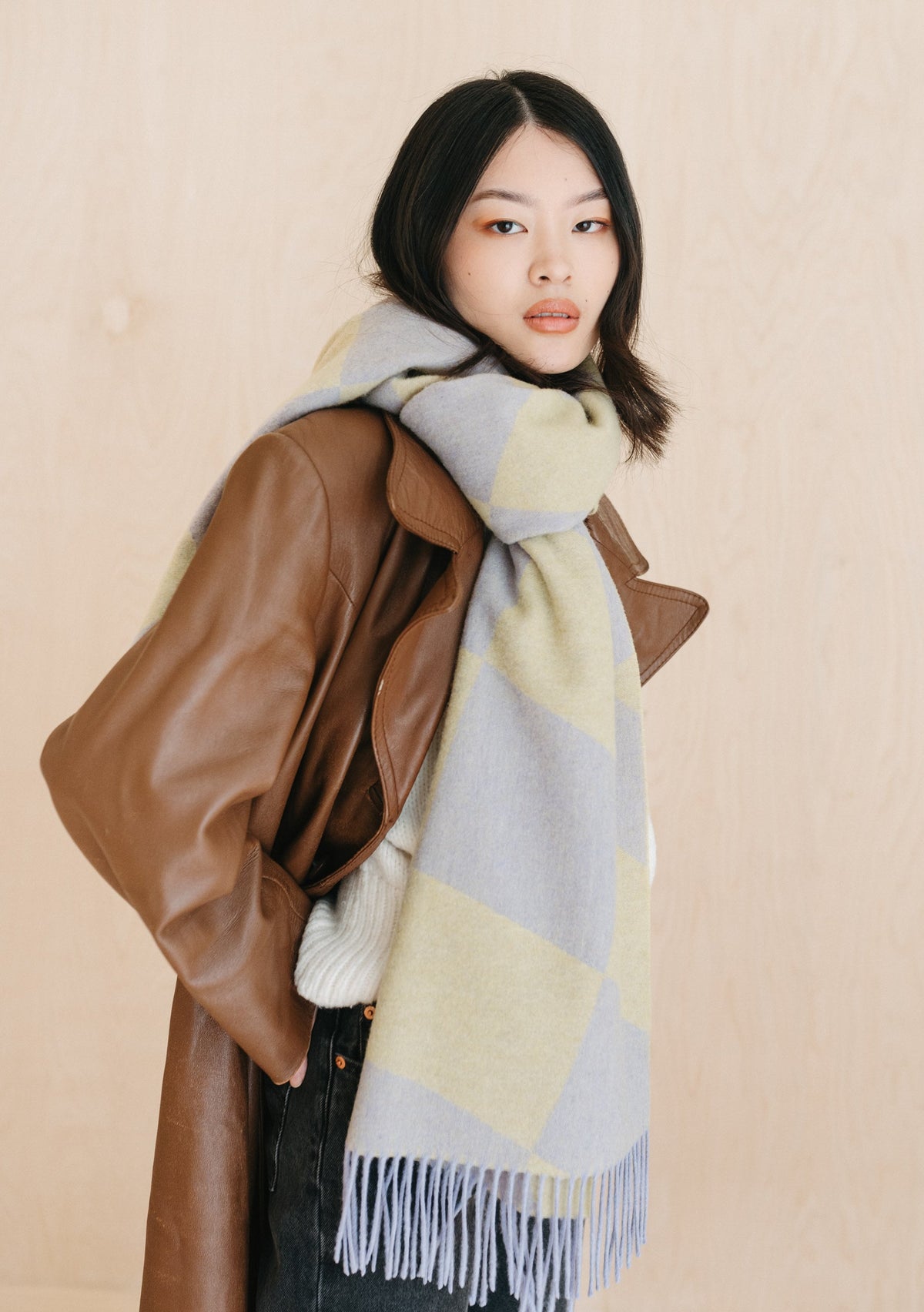 Lambswool Oversized Scarf in Organic Jacquard – TBCo